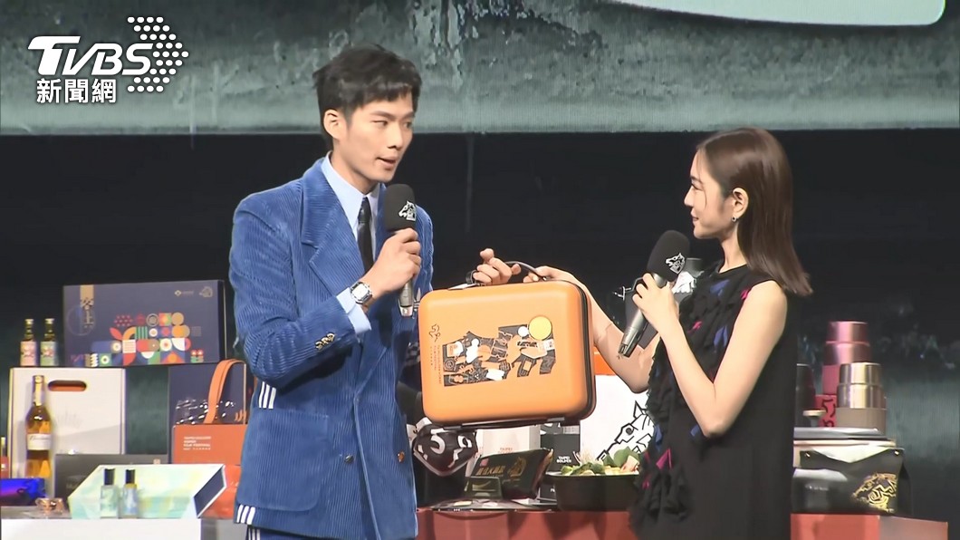 「虎爺」吳念軒主持金馬星光大道 搭檔楊千霈給好評「90分」│TVBS新聞網