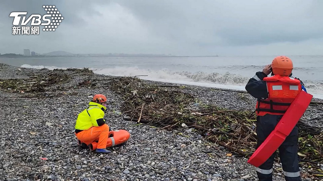 救命！雙十連假赴花蓮玩SUP立式划槳 5人「划」不回來│TVBS新聞網