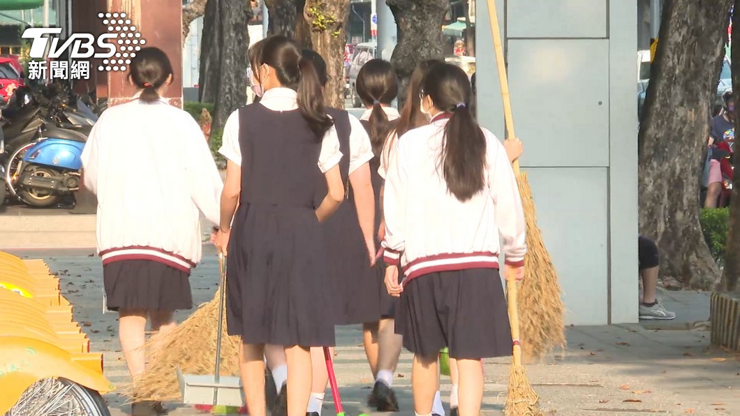 想當女學生紓壓？男碩士變裝混入校園遭送辦 法官不罰│男子│女裝│影響│TVBS新聞網