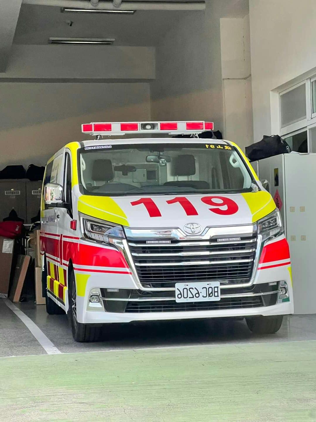 救護車119標誌竟貼反？她以為眼花 內行曝長知識真相│TVBS新聞網