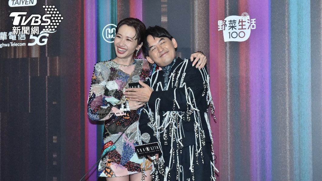 擊敗小S！黃子佼《婚禮歌手》奪主持人獎 Lulu入圍10次終破蛋│TVBS新聞網