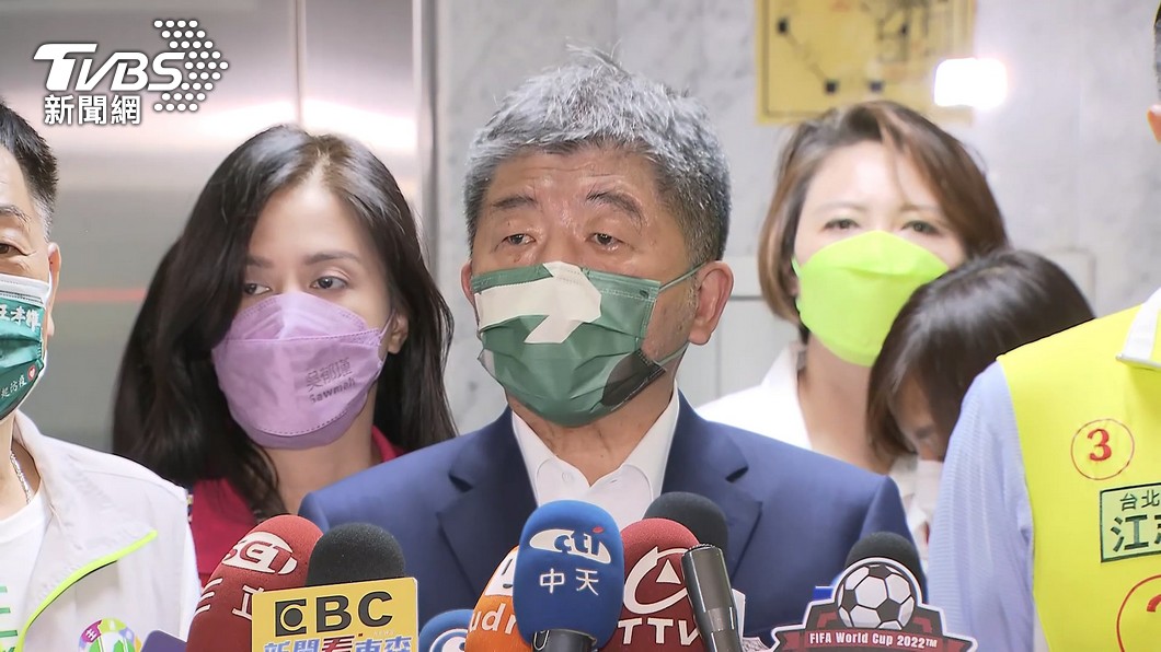 趕鴨子上架？媒體人爆食藥署「這樣做」 高端EUA提早一年過│TVBS新聞網