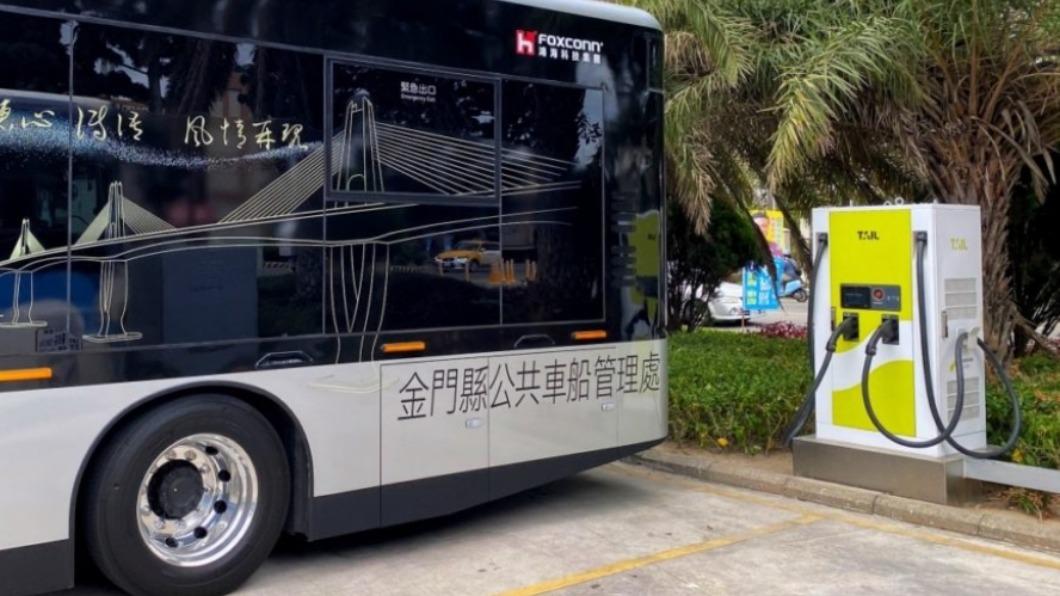 金門大橋通車引進電動公車！Model T首度進軍離島│TVBS新聞網