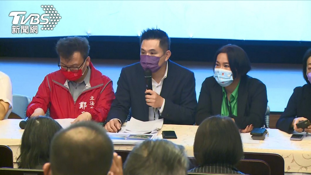 終於曝光！故宮3瓷器破損「監視器畫面」解密│TVBS新聞網