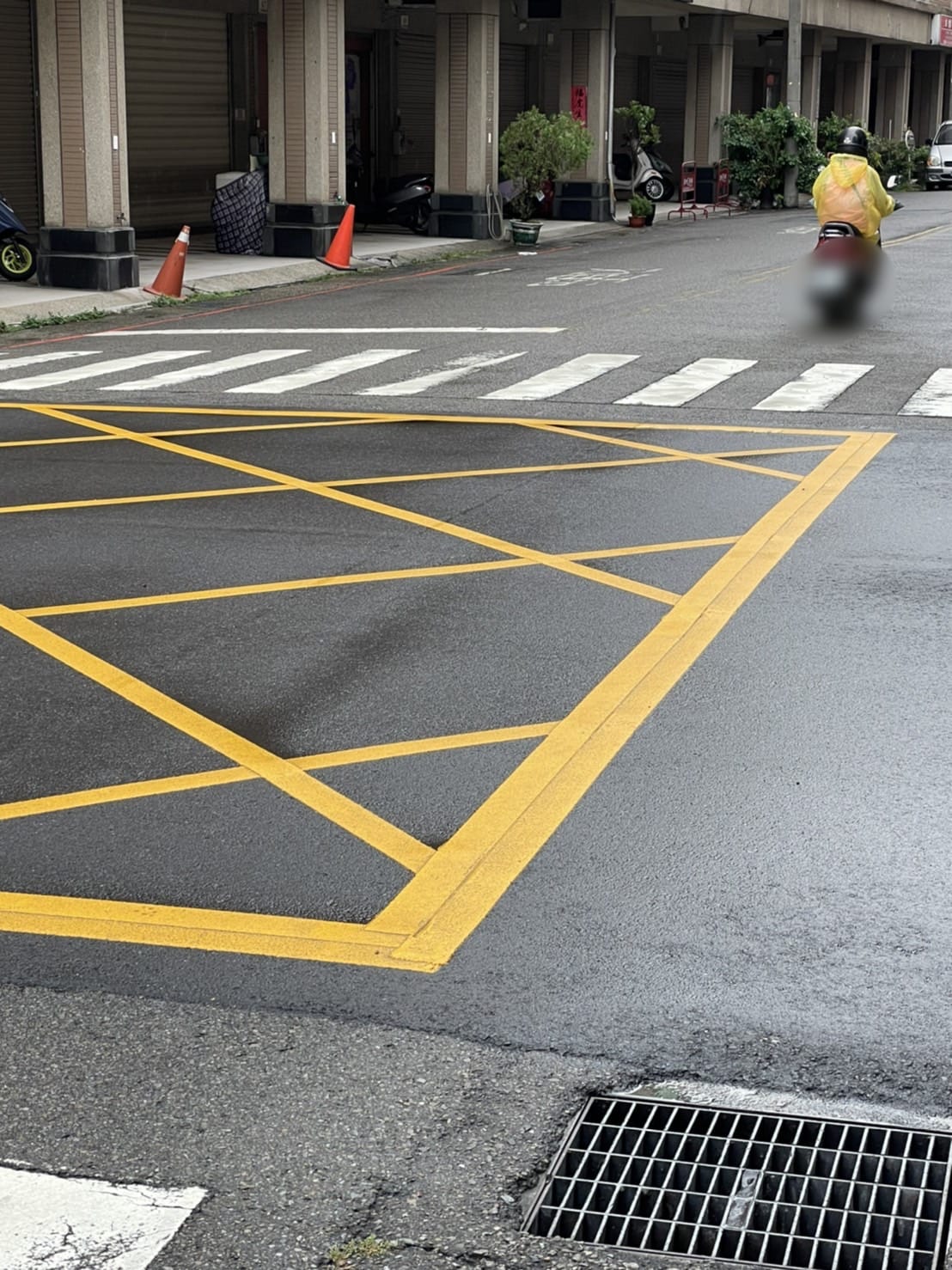 車停自家騎樓「1個月被檢舉1300次」 屋主怒嗆變態│TVBS新聞網