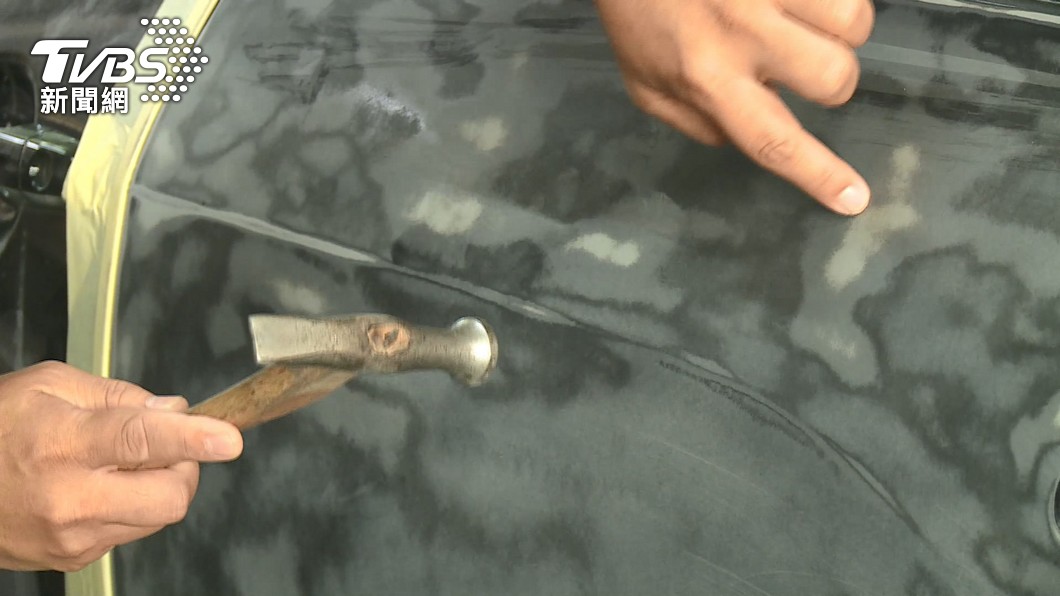 「移動豪宅」鬼轉 騎士撞凹1片門百萬bye了│TVBS新聞網