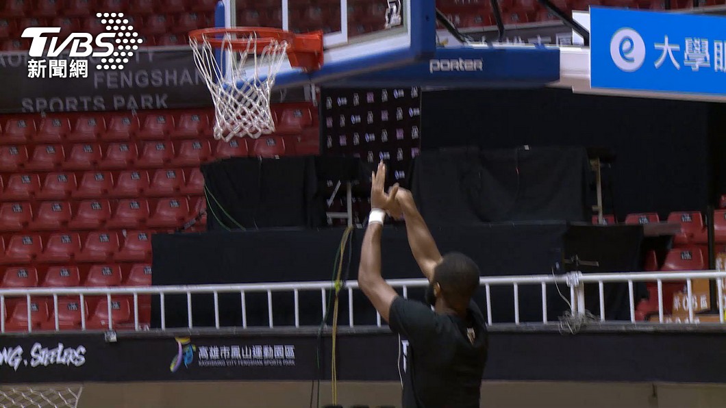 NBA球員再來台！ 林書豪前隊友「鑀倫」加盟高雄鋼鐵人│T1│聯盟│TVBS新聞網