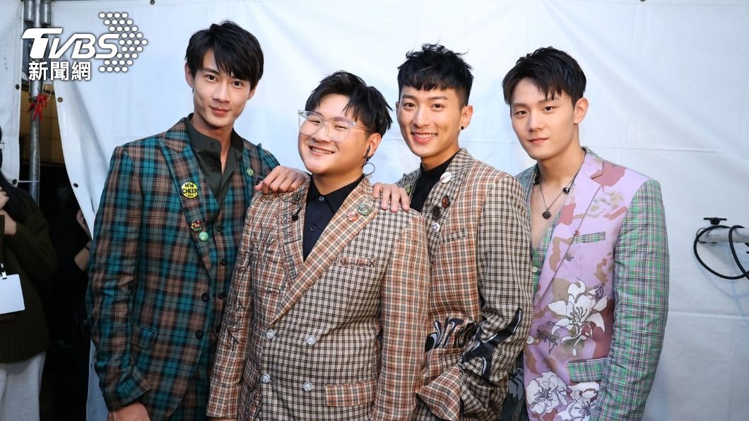 鍾岳軒喜迎28歲生日！收「機智男孩」壽桃 吐後悔心聲│TVBS新聞網