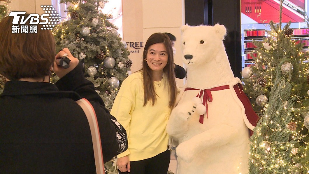 夢幻馬車、花海光廊 台北101濃濃耶誕味│TVBS新聞網