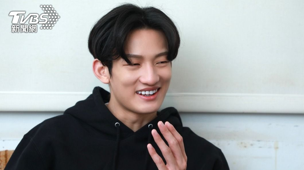 專訪／Jinbo打橄欖球韌帶斷裂、中指被踩歪 登《木曜》人氣爆棚│TVBS新聞網