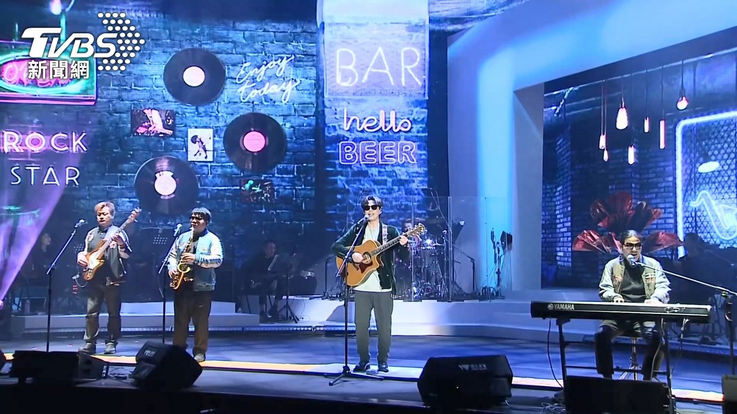 迎出道20周年！蕭煌奇「減近20公斤」開唱耶誕夜 連飆36曲│TVBS新聞網