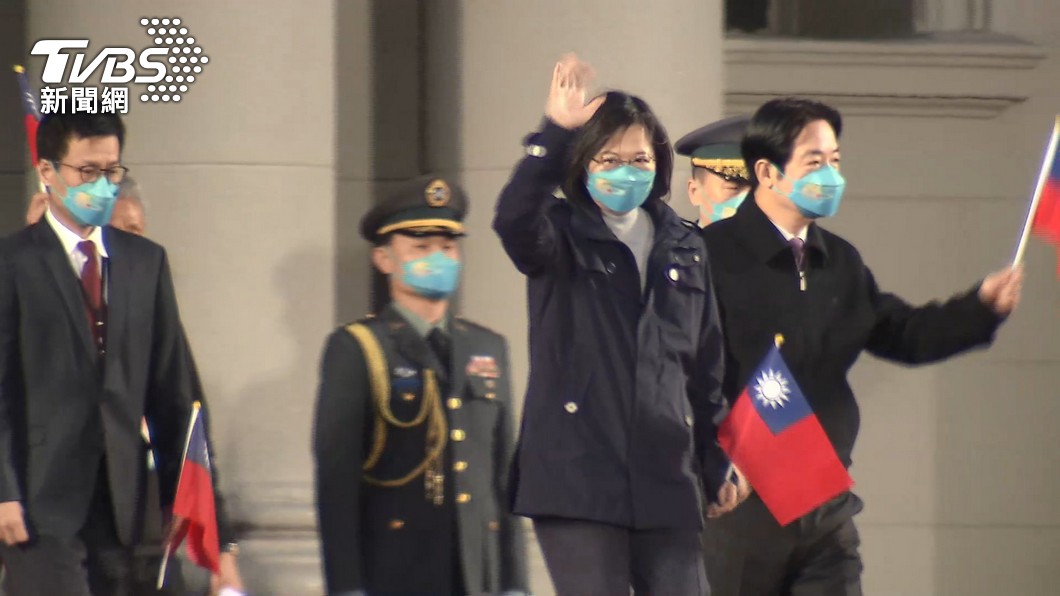 保閣揆？蘇揆PO片「這男人太狠」 秀5政績│TVBS新聞網