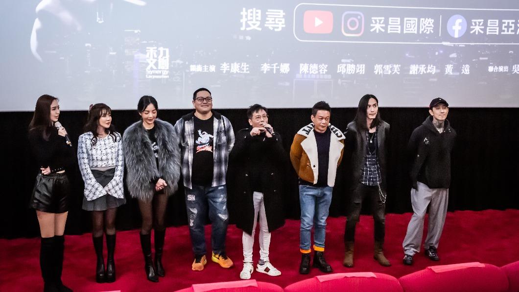 《山中森林》影城放煙火陪觀眾跨年 李康生讚「美得像詩篇」│TVBS新聞網