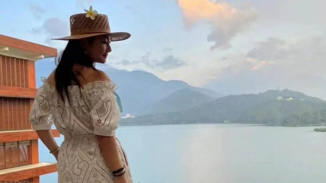 車滑落山溝Selina慌了！ 她揭男友「英雄事蹟」苦撐半小時脫險│TVBS新聞網