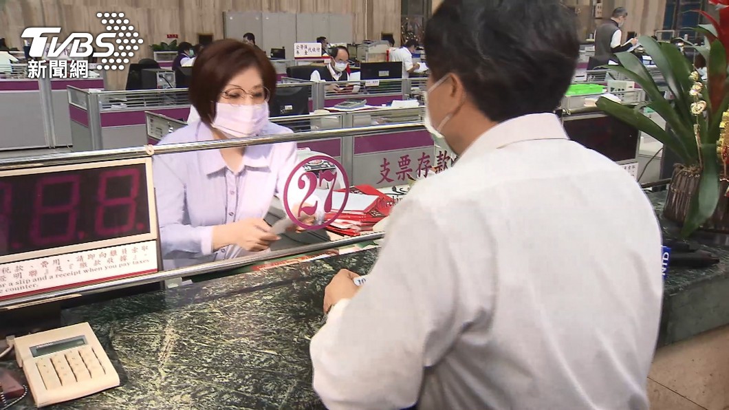 6千紅包怎領？ 政院擬規劃「網路、ATM、郵局」│TVBS新聞網