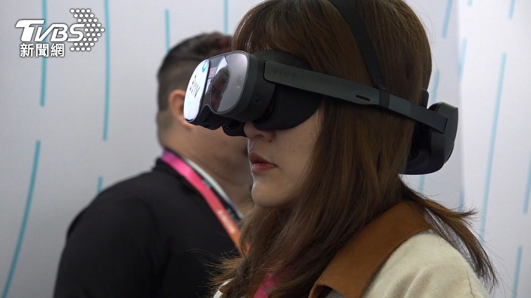 宏達電CES推新品 VIVEXRElite僅重625克│TVBS新聞網