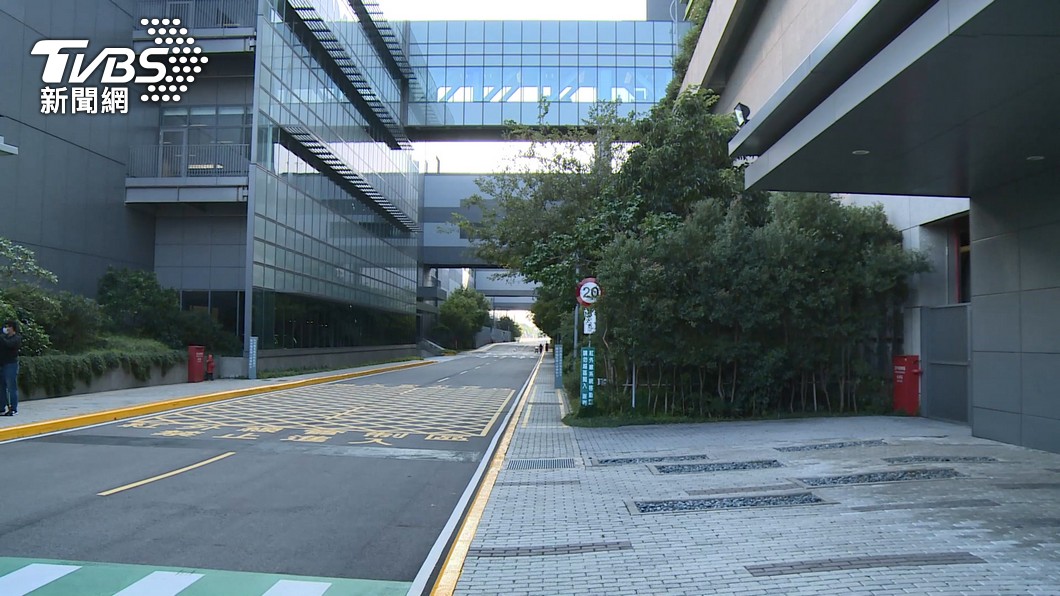 休假打掃的工程師 台積電尾牙抽中100萬│TVBS新聞網