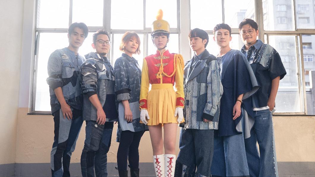 Elly太會演！小S23秒痛哭影片曝光 許老三亂入找雞腿網笑瘋│TVBS新聞網