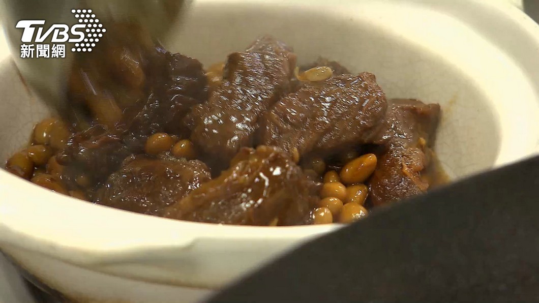 魔獸霍華德也吃過！ 年味私廚雞湯PK富貴雙方│TVBS新聞網