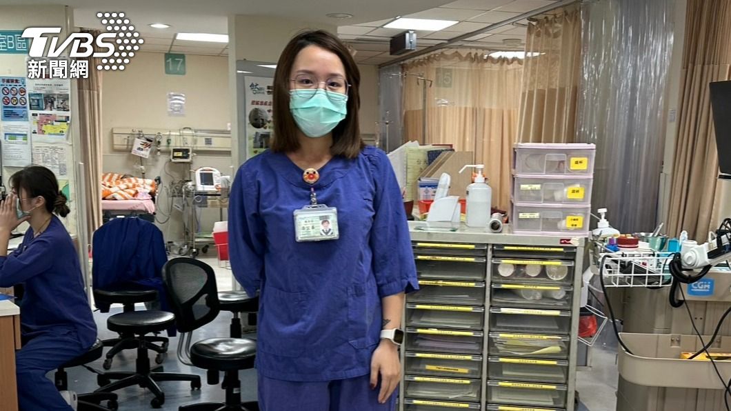 最美風景！老翁車禍奄奄一息 休假護士路過秒衝幫CPR│TVBS新聞網