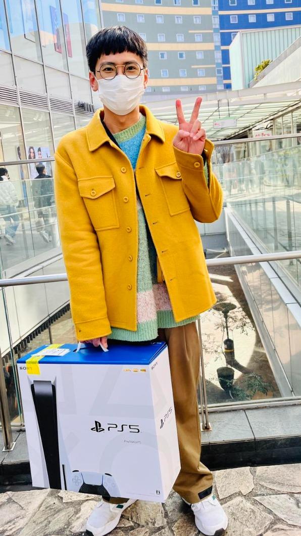 廖文強赴日「報復性旅行」狂玩13天 追星太激動還哭了│日本│one ok rock│PS5│TVBS新聞網