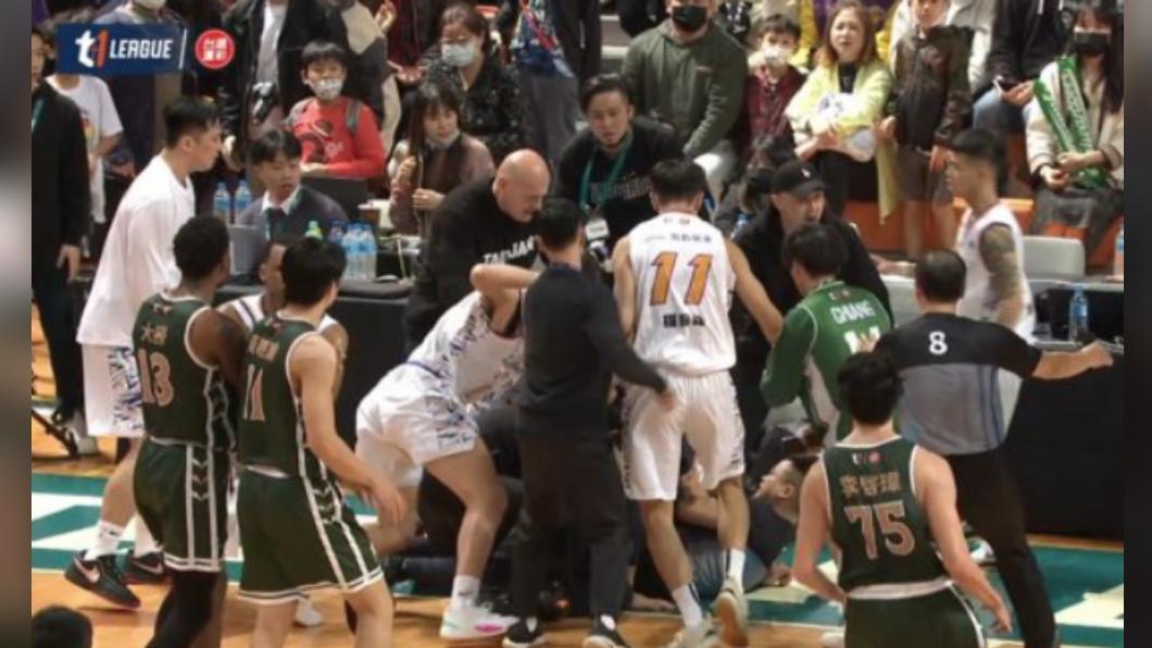 「T1大亂鬥」美媒也傻眼！網友狂標歐尼爾：快找魔獸在哪│TVBS新聞網