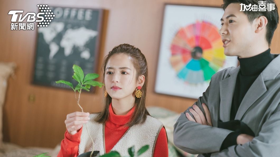 《加油喜事》WL Coffee開賣了！臧芮軒嗨喊：我沖給你喝│加油愛情│八點檔│林雨柔│TVBS新聞網