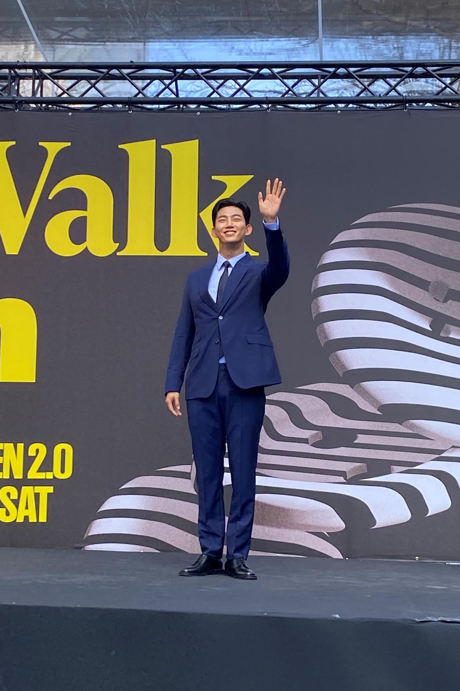 玉澤演訪寶島「錯過這事」直呼太傷心 暴衝跟粉絲互動被抓回│GQ│2PM│TVBS新聞網