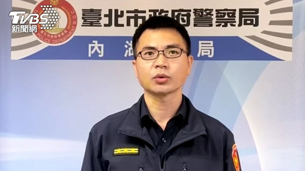 內湖男警辦竊案竟對外籍女「掀衣拍胸」 遭起訴記1大過│TVBS新聞網