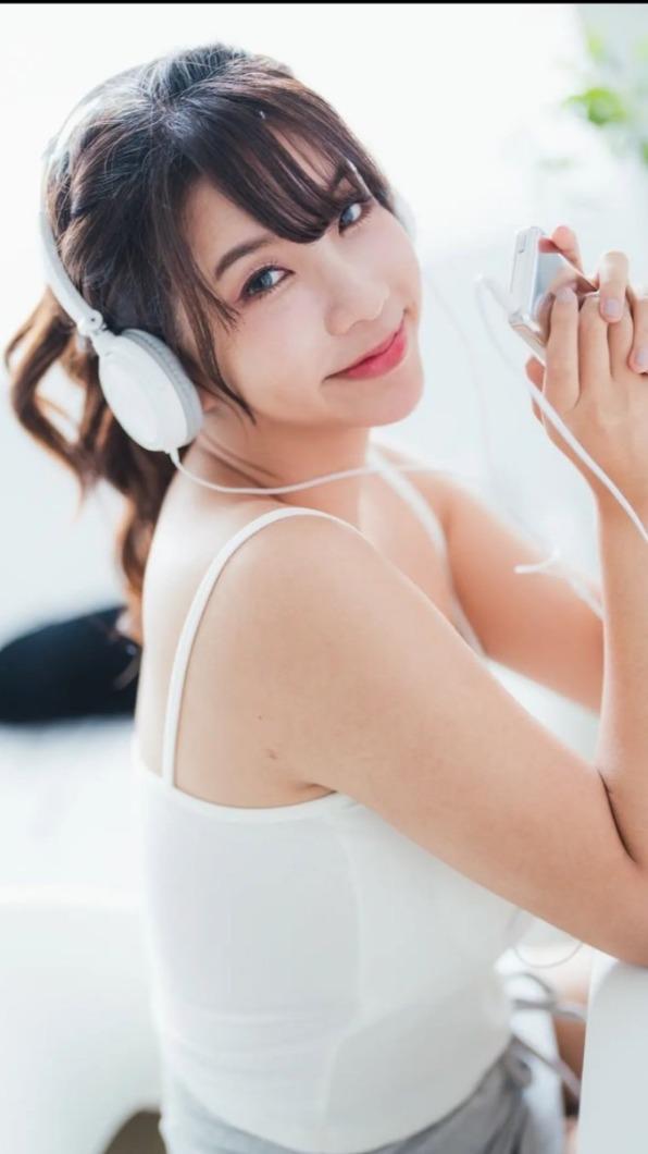 寫真辣模「真胸太假」也被罵！ AV女優聲援：男生分不出來│TVBS新聞網