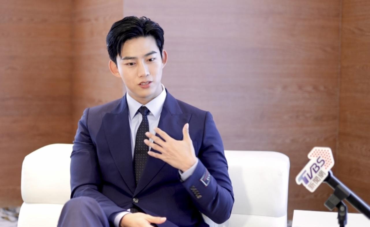 親訪男神／玉澤演親吐30歲2PM新形象 揭曉「北市府前留影原因」│TVBS新聞網