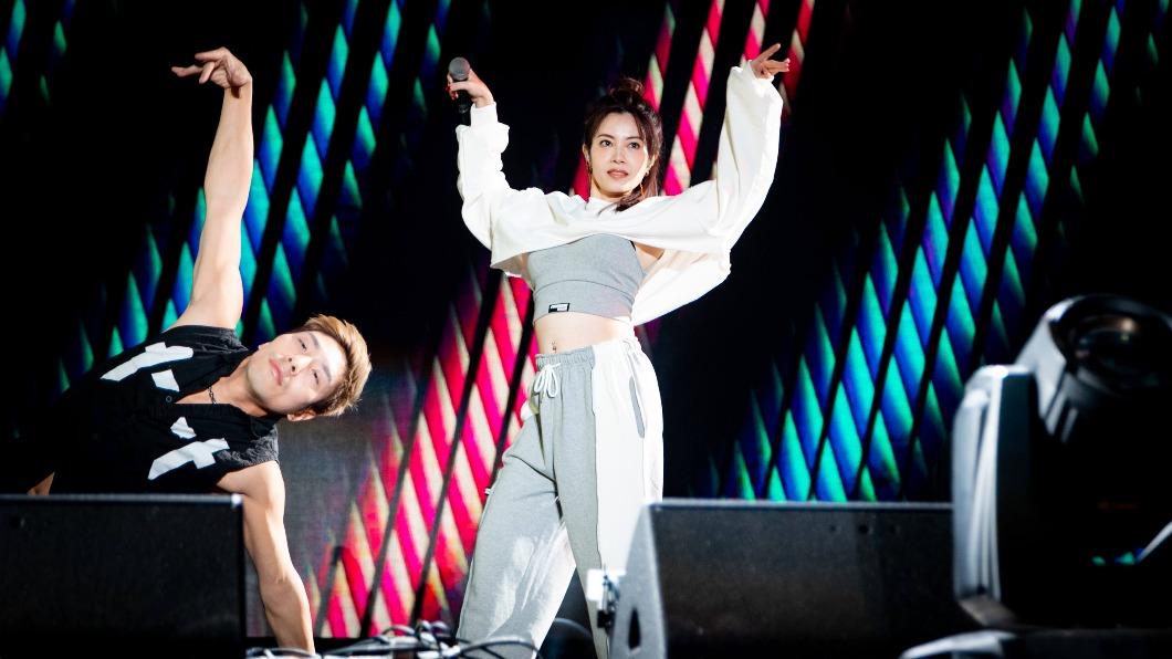 歲月無痕跡！45歲玉女歌手現況美成這樣 根本就是少女│TVBS新聞網