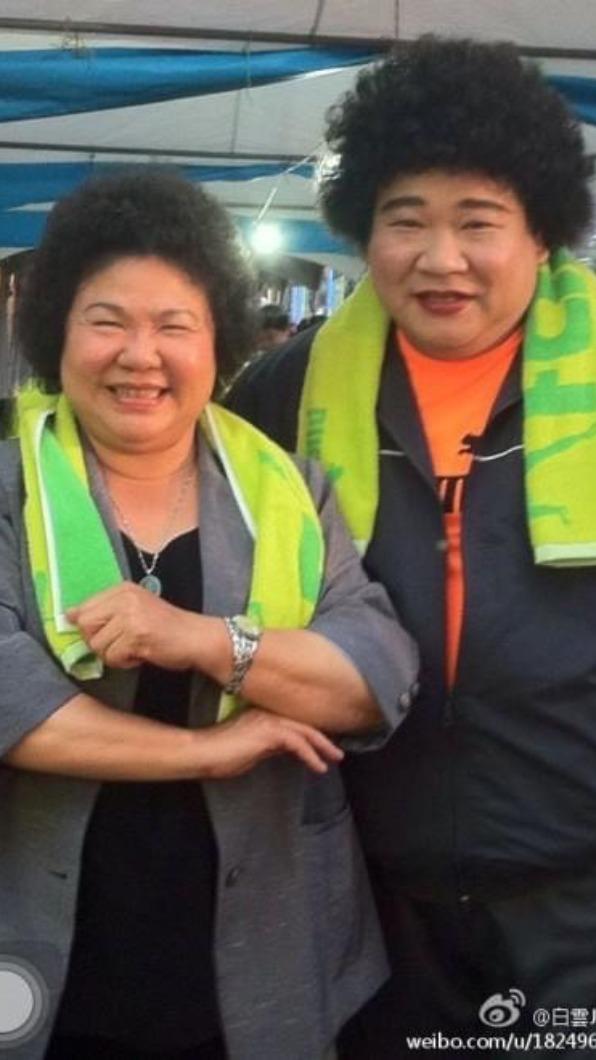 斜槓殯葬業19年！白雲任「執行總監」家屬公祭笑出聲：哇X│TVBS新聞網