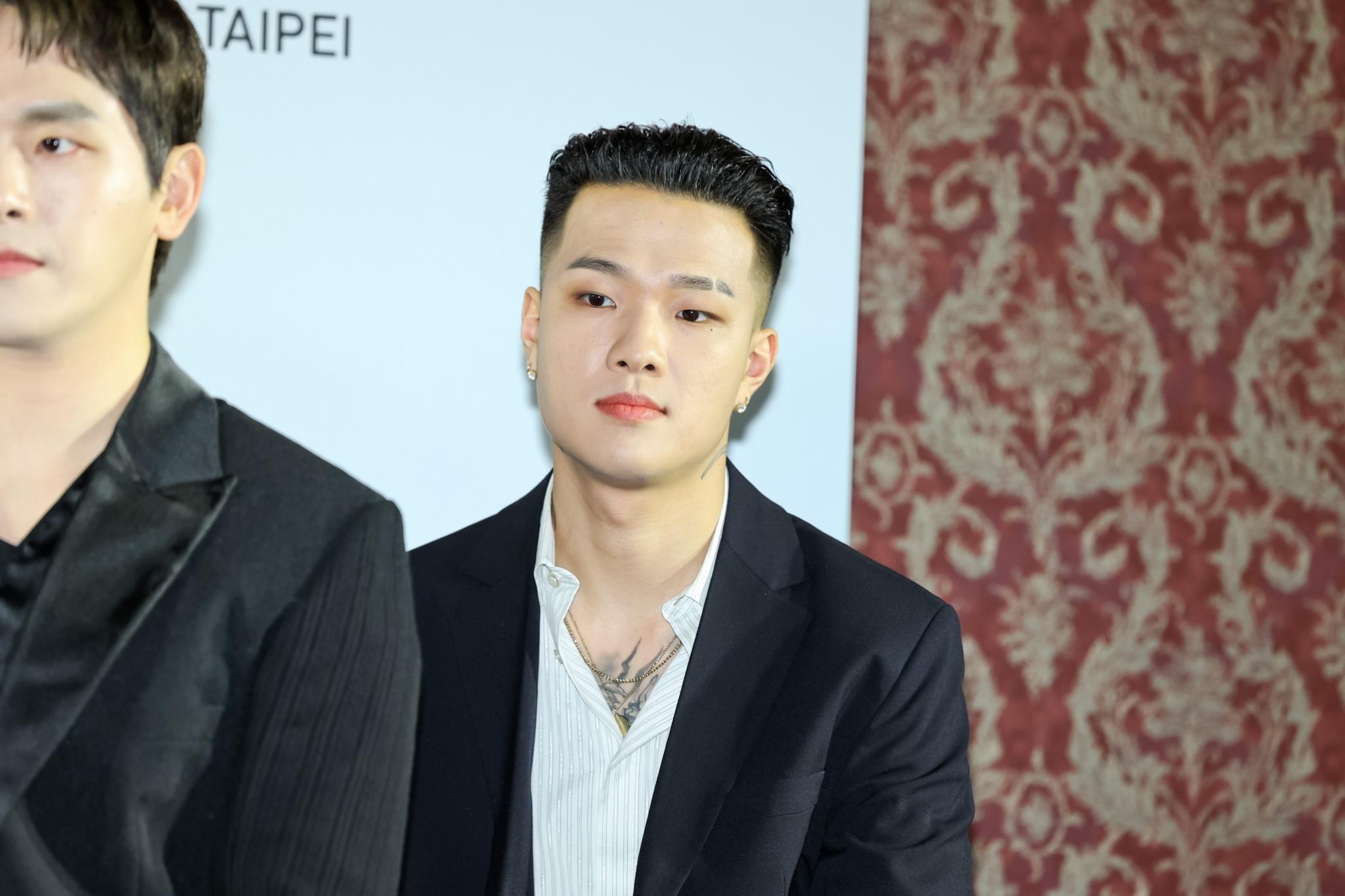 李浩沅「鞠躬請辭」MBITIOUS這職位 太不合群被團長嗆：你閉嘴│TVBS新聞網