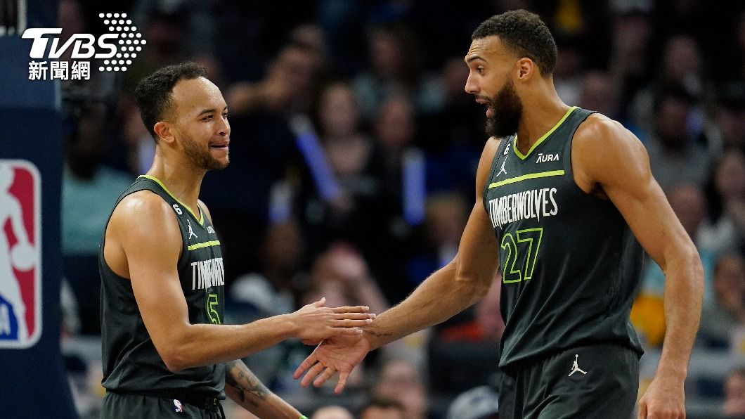 灰狼再爆氣氛？愛德華茲「IG按讚被發現」：球團的白痴交易│Anthony Edwards│Rudy Gobert│NBA│TVBS新聞網