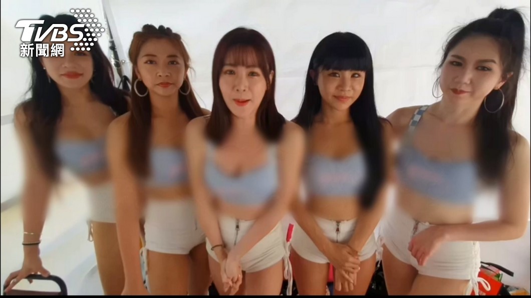 大甲媽day8辣妹舞團接駕 企業贈13面金牌│TVBS新聞網