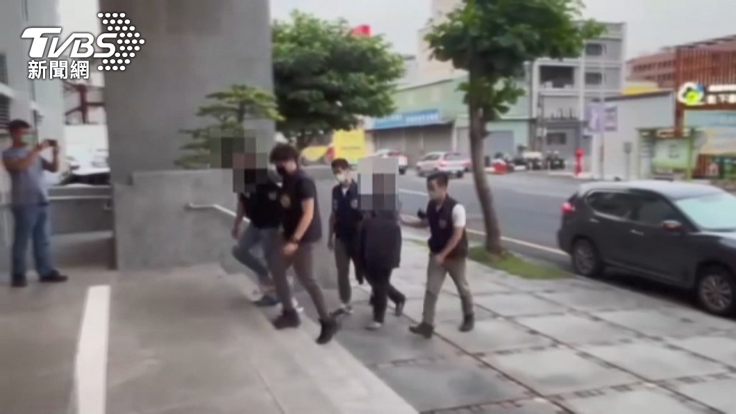 求職被騙當人頭拘禁 警跟監百公里逮「車手團」│TVBS新聞網