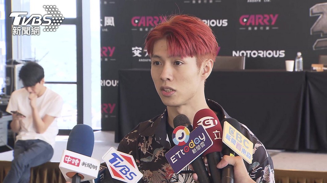 Toyz生死拳賽嗆前老闆鍾培生 「33歲敗光家產、毫無成就」│TVBS新聞網