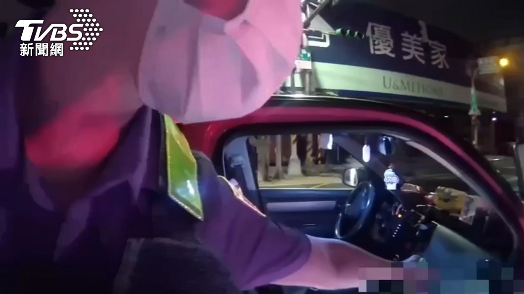 別再來找我！懷疑男友劈腿 教唆4友堵人「電擊槍」教訓│TVBS新聞網