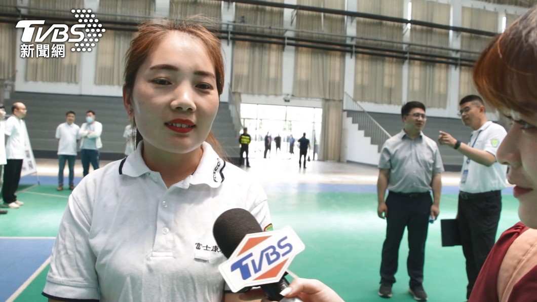 蘋果分散iPhone訂單TVBS直擊鄭州廠周邊荒涼 居民：招工變少│中國大陸│計程車│經濟│TVBS新聞網