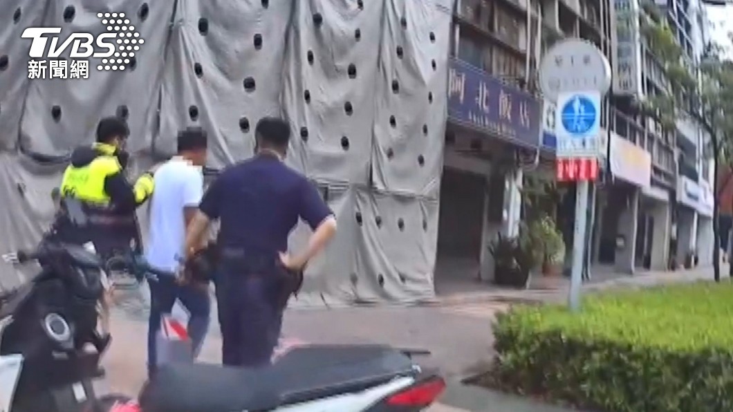 媽媽趕快來！40歲男酒駕狂喊重測 「急Call媽媽」搬救兵│TVBS新聞網