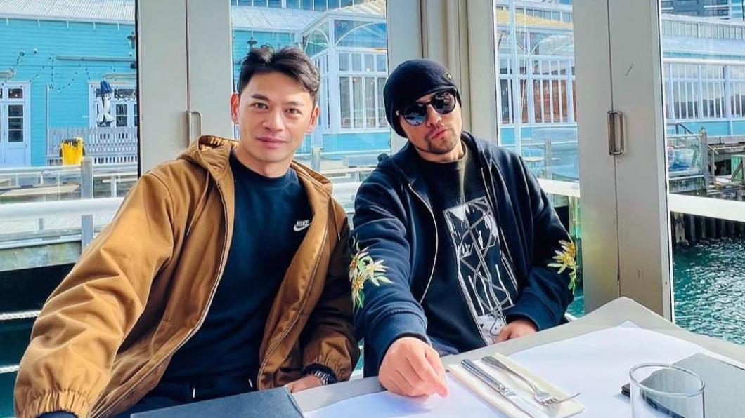 周杰倫帥氣擺拍「下秒慌亂抱娃」畫面曝 阿Ken笑喊：甜蜜負荷│TVBS新聞網