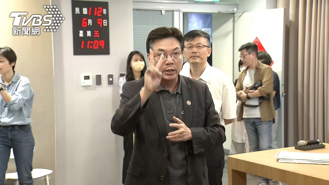 連2天道歉！ 侯友宜反省「餵藥案」：做得不夠好│TVBS新聞網