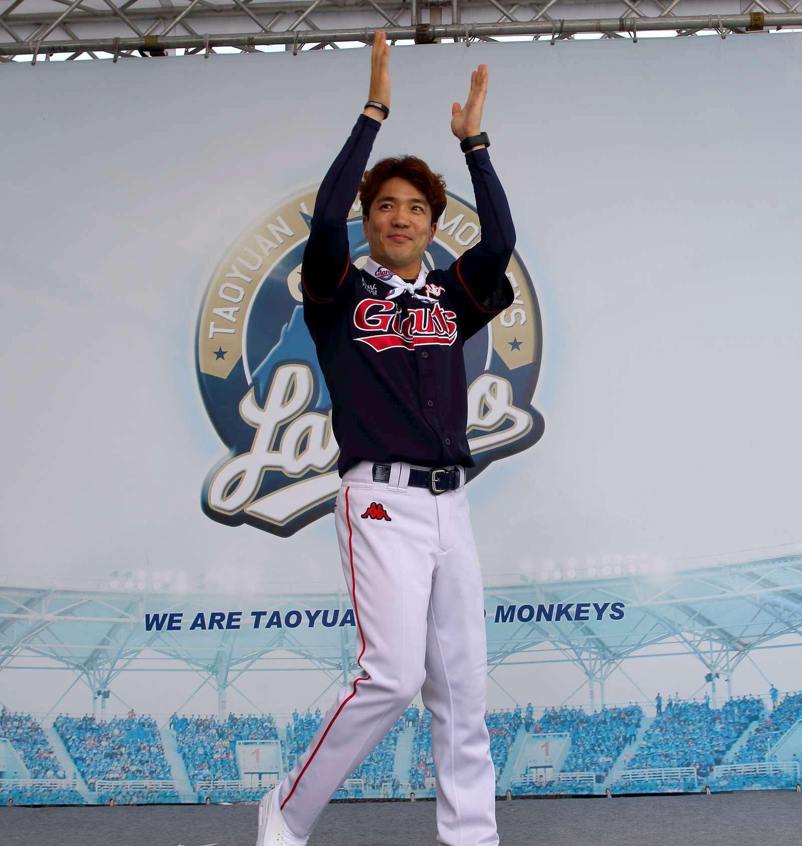 中職／又有韓職啦啦隊大物來台！台式應援鼻祖登場│趙智薰│RINA│樂天女孩│TVBS新聞網