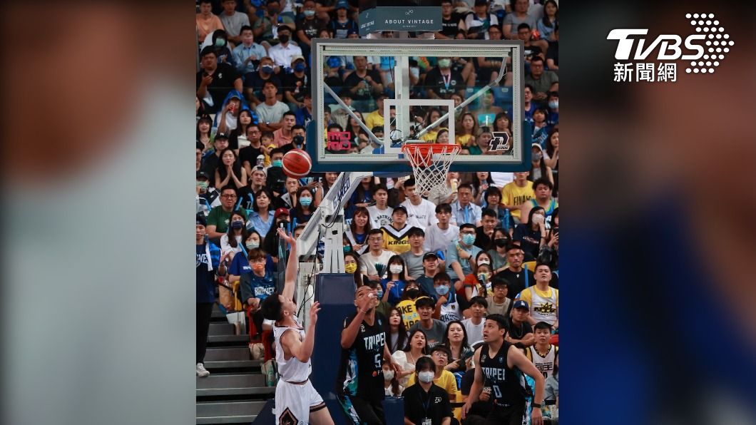 PLG／勇士3連霸！林志傑狂飆23分哭了 大勝國王拋藍色彩帶│TVBS新聞網