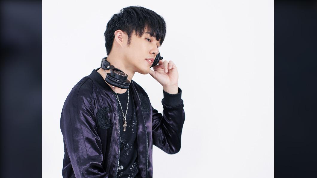 桃園鐵玫瑰熱音賞7月開跑 蔣卓嘉、HUSH親揭創作內幕│2023桃園鐵玫瑰熱音賞│JerryC│雅維茉芮│TVBS新聞網