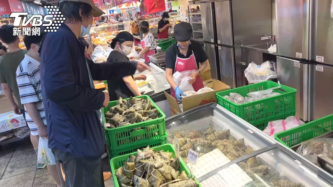 包不完！名店粽子只能現場買 賣場宅配到月底│TVBS新聞網