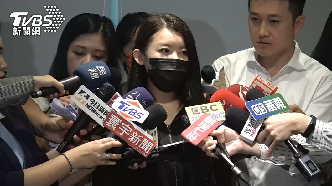 14年前遭性騷 直播主小紅老師怒控NONO│TVBS新聞網