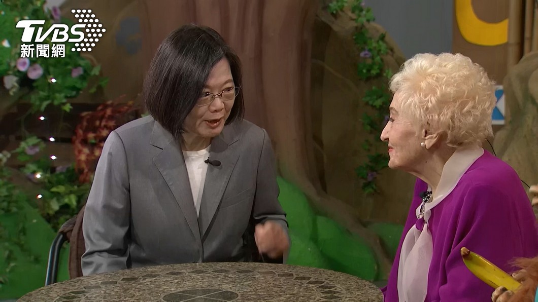 深耕台灣逾70年 彭蒙惠終成「正港台灣人」總統親交護照│TVBS新聞網