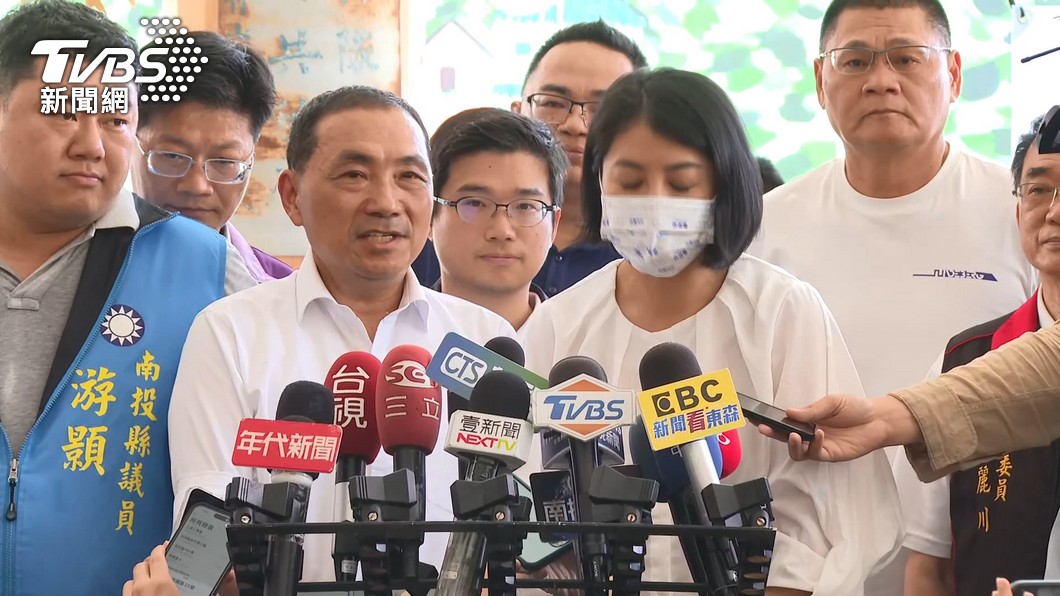 「狗主人」掀波！綠諷沒養狗 柯：早想踹下去│TVBS新聞網